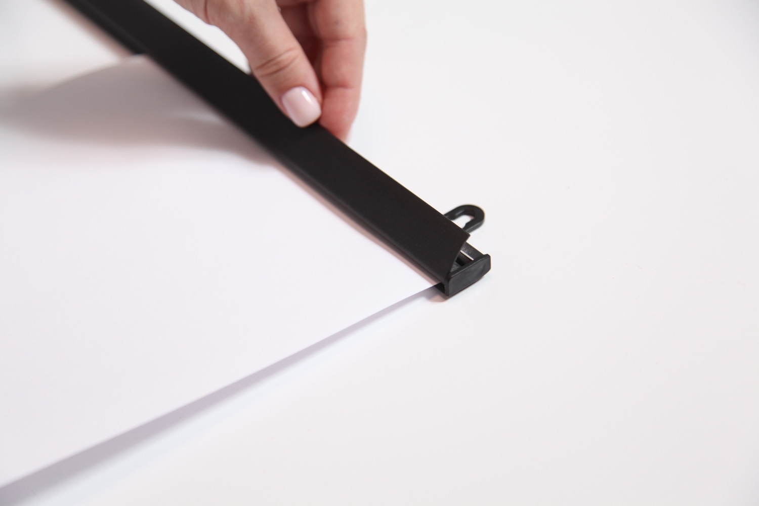 Sorte plakatlister | klemme-profil | Skiltex.no